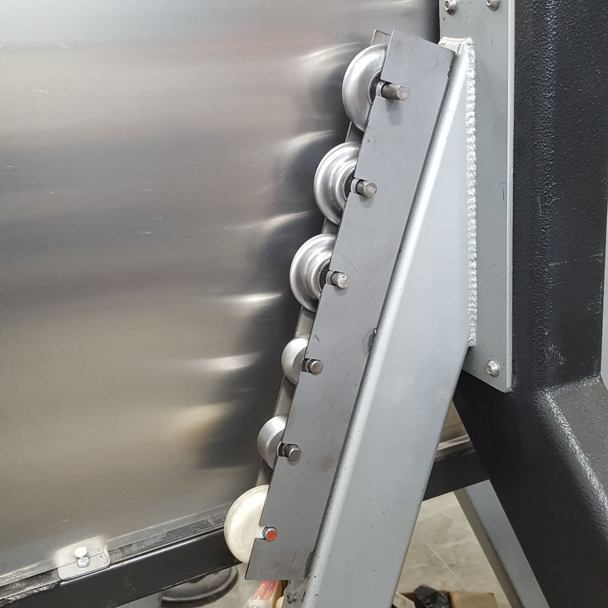 Imperial English Wheel Anvil Racks – Imperial Wheeling Machines